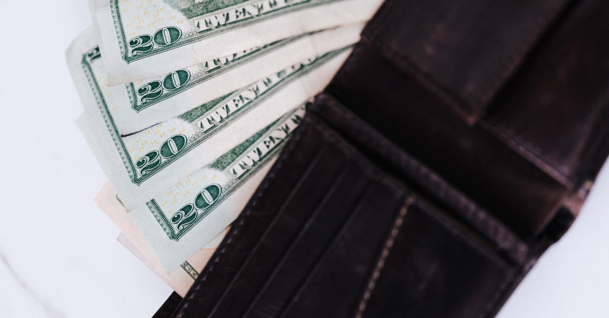 Practical Tips for Wallet Theft Prevention and Recovery - Start Healthy